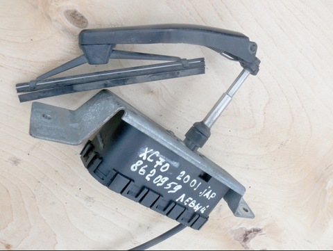 8620959 Мотор стеклоочистителя фары Volvo | Запчасти на DRIVE2