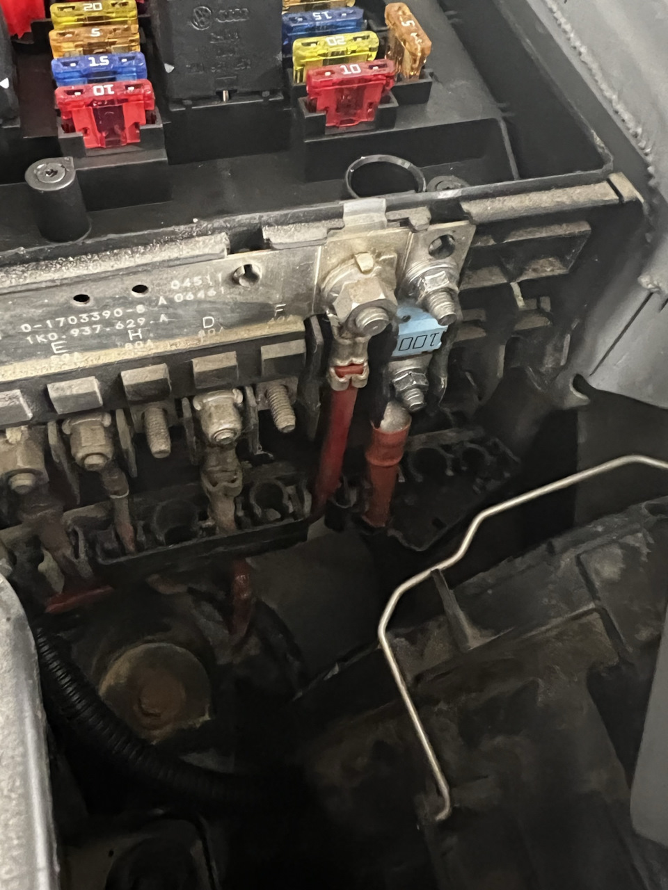 1K0937629 Предохранитель VAG | Запчасти на DRIVE2