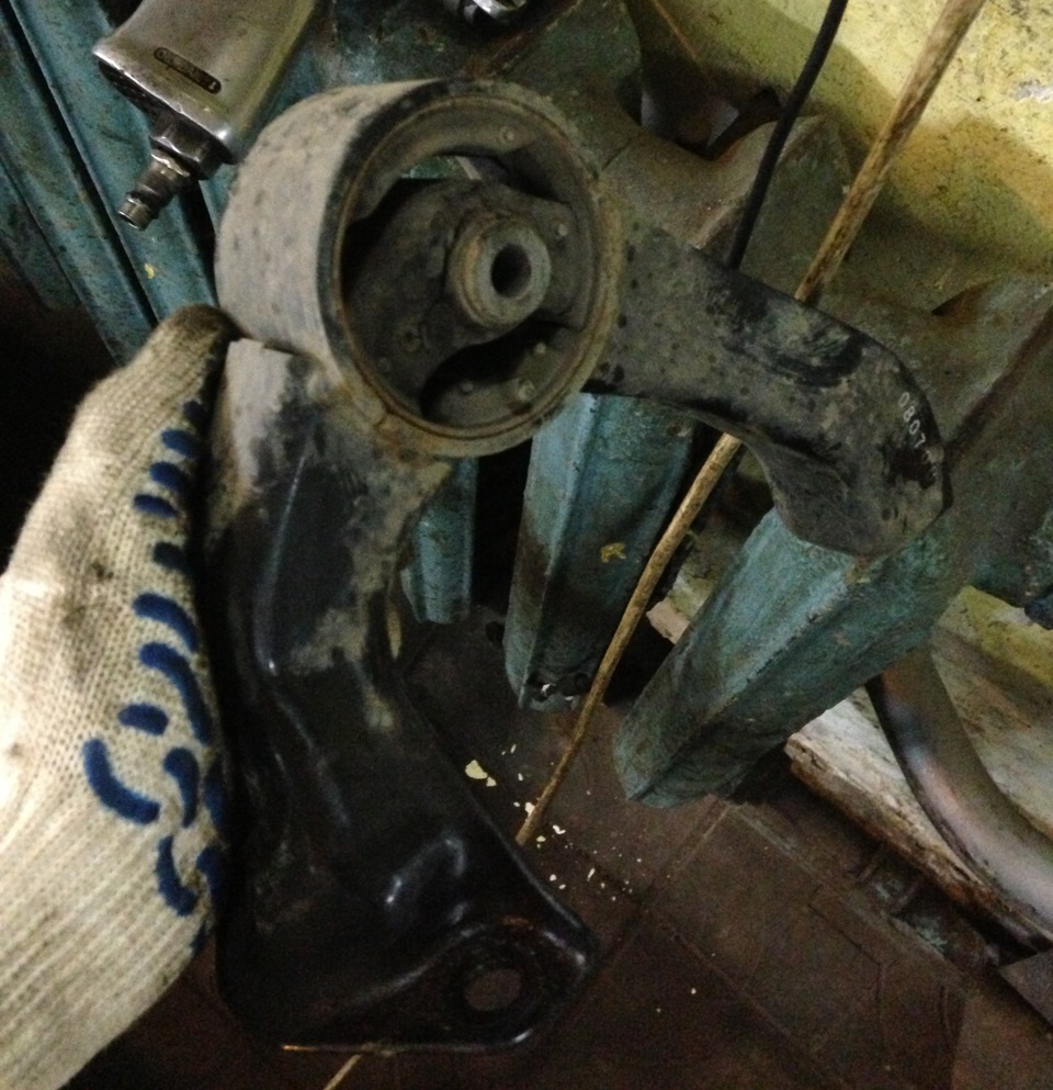 Передний стабилизатор от Outlander XL — Mitsubishi Lancer Sportback, 1 ...