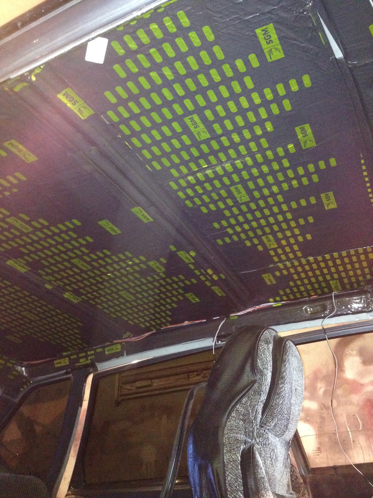 Начало шви) и висячий потолок — Lada 2114, 1,5 л, 2006 года | автозвук ...