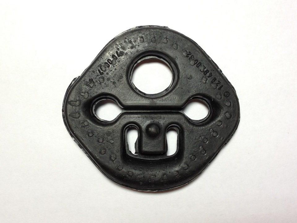 Покупка деталей, необходимых для установки выпускной системы AMG ...