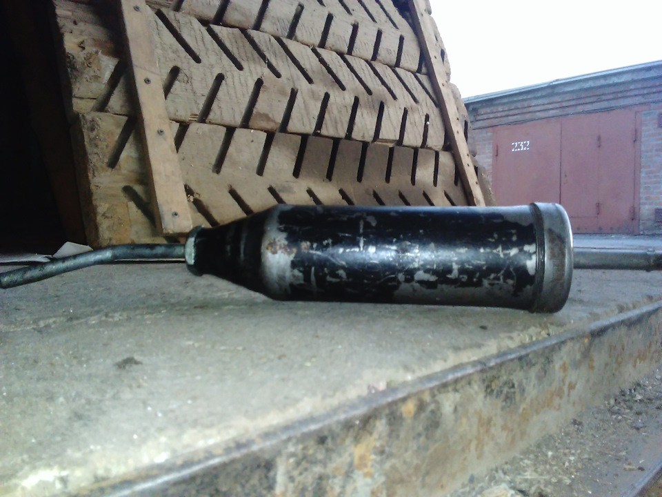 шприц для заправки масла в трансмиссию — Lada 4x4 5D, 1,7 л, 1998 года ...