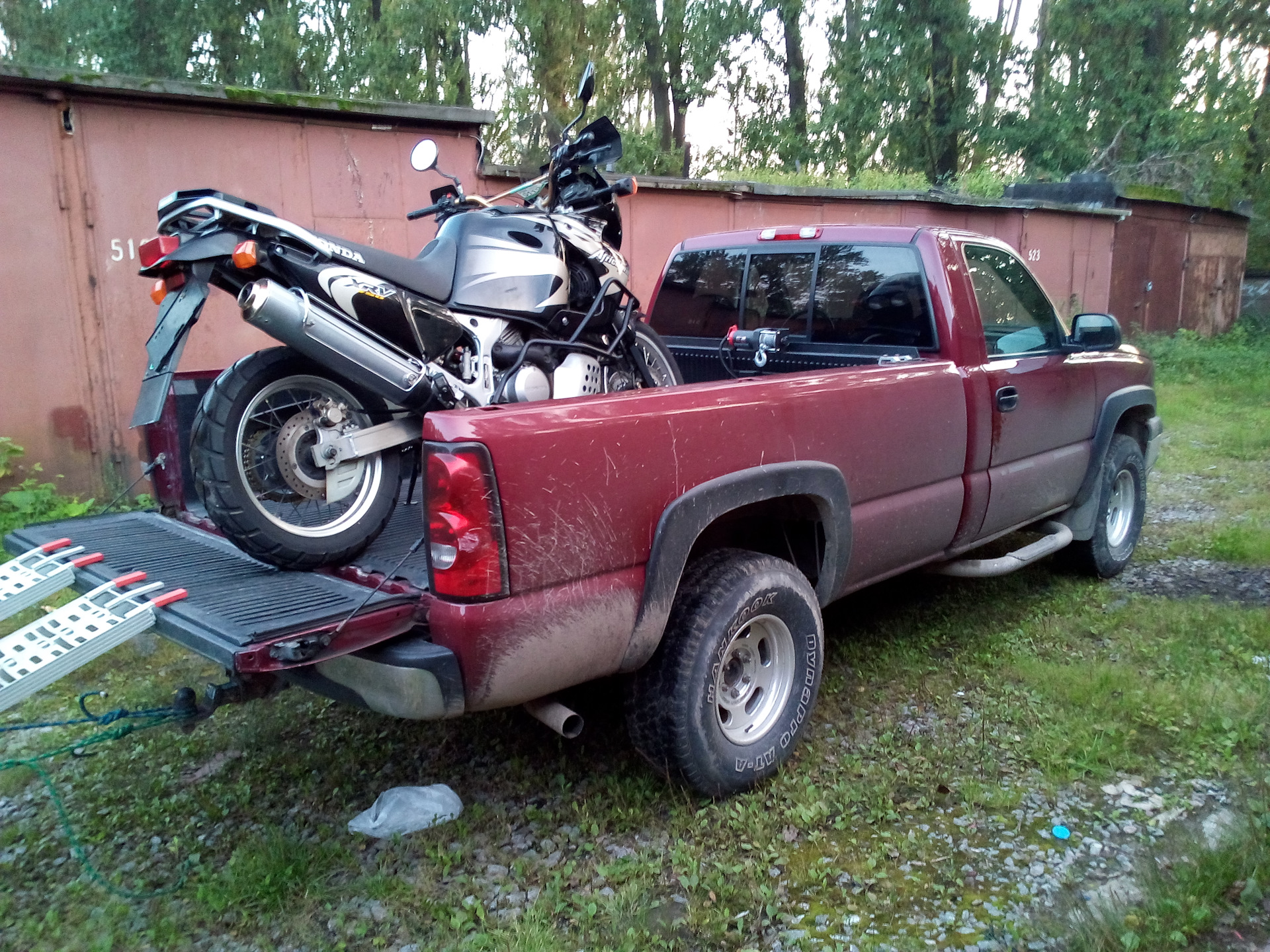 Закинул первого тяжеловеса — Chevrolet Silverado (GMT800), 5,3 л, 2004 ...