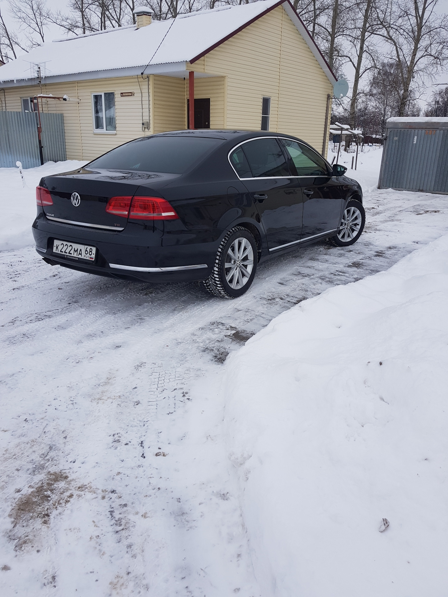 Как же мне нравится его внешность — Volkswagen Passat B7, 1,8 л, 2011 года | мойка | DRIVE2