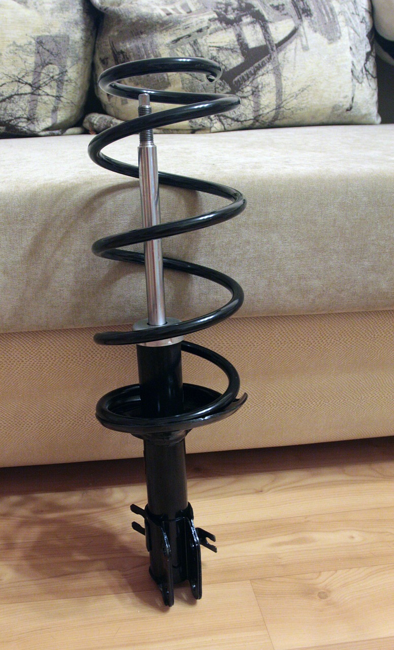 Kyb 332504 / 332505 — Chevrolet Spark (M200/M250), 0,8 л, 2006 года ...