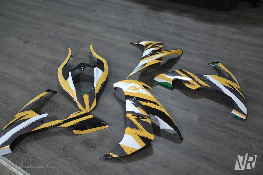 Yamaha R1 Lady Rider. — VinylRoom на DRIVE2