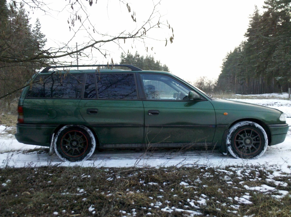 Стали немножко ниже! — Opel Astra F, 1,6 л, 1997 года | тюнинг | DRIVE2