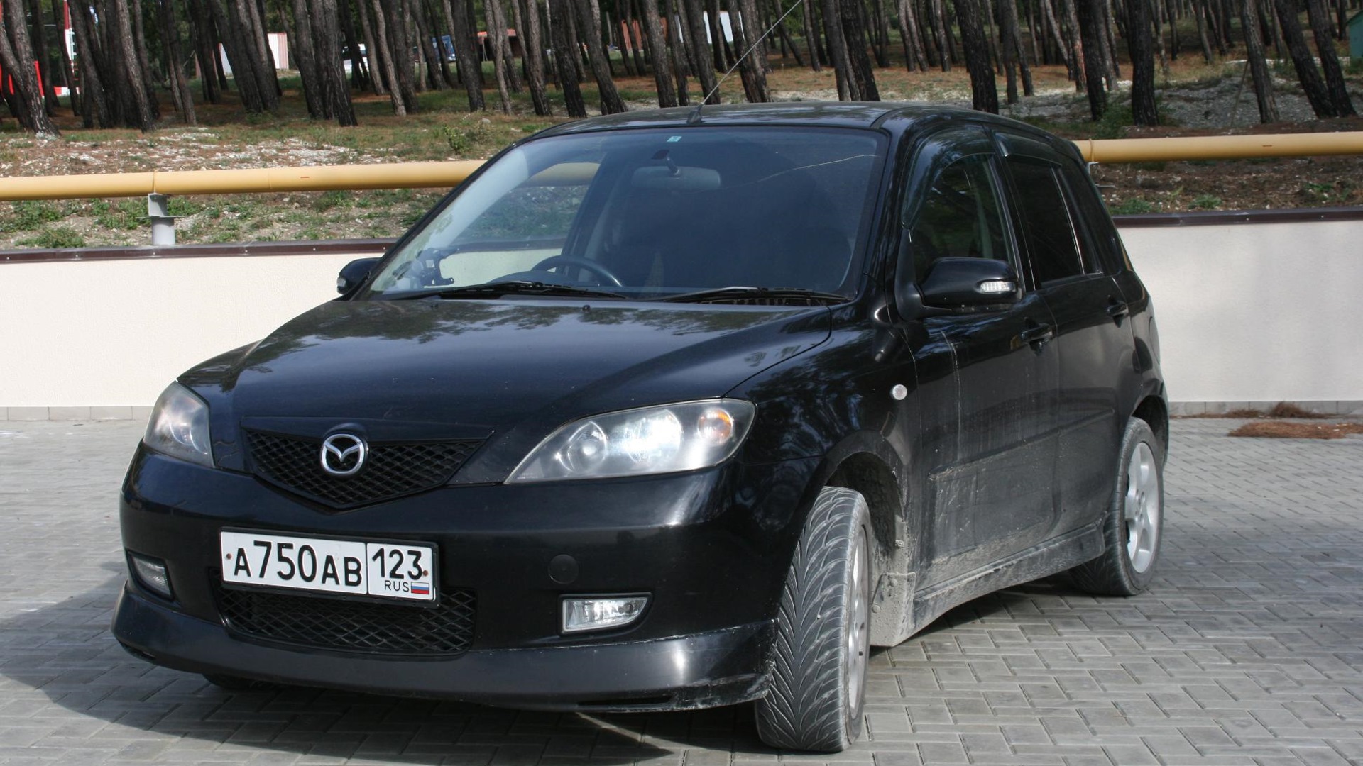 Mazda Demio (2G) 1.5 бензиновый 2004 | на DRIVE2