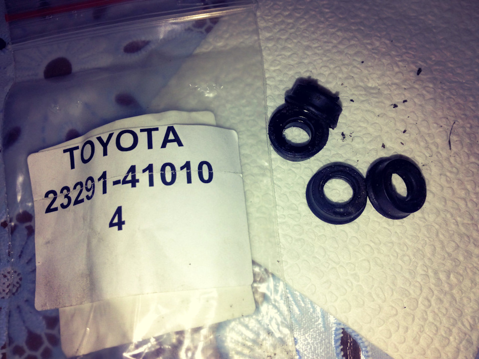 Замена уплотнительных колец форсунок 1NZ-FE и прокладки впускного ...