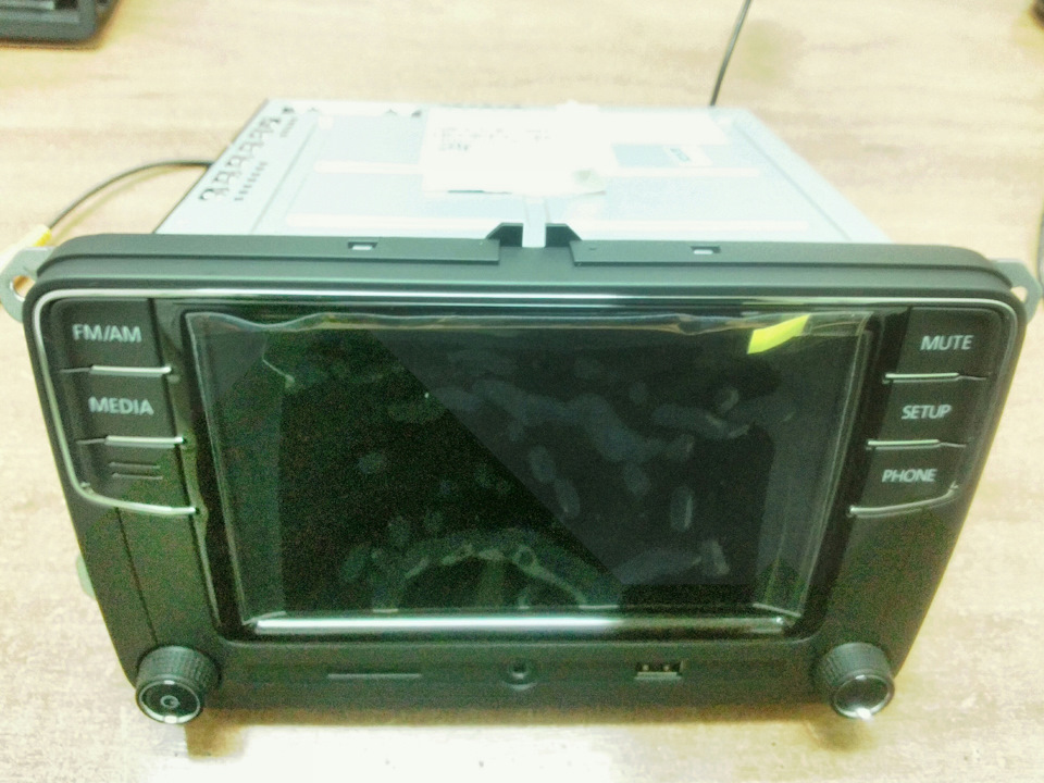 RCD330G plus заняла своё законное место — Volkswagen Jetta V, 1,6 л ...