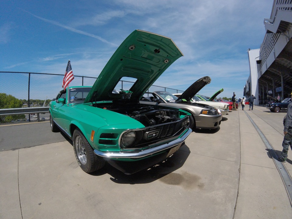 Charlotte AutoFair Spring 2016 (part 1) — Ford Mustang (3G), 5 л, 1992 ...