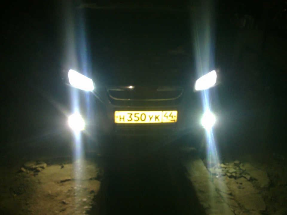 Туманки + ксенон 5000К — Chevrolet Aveo Sedan (1G), 1,2 л, 2008 года ...