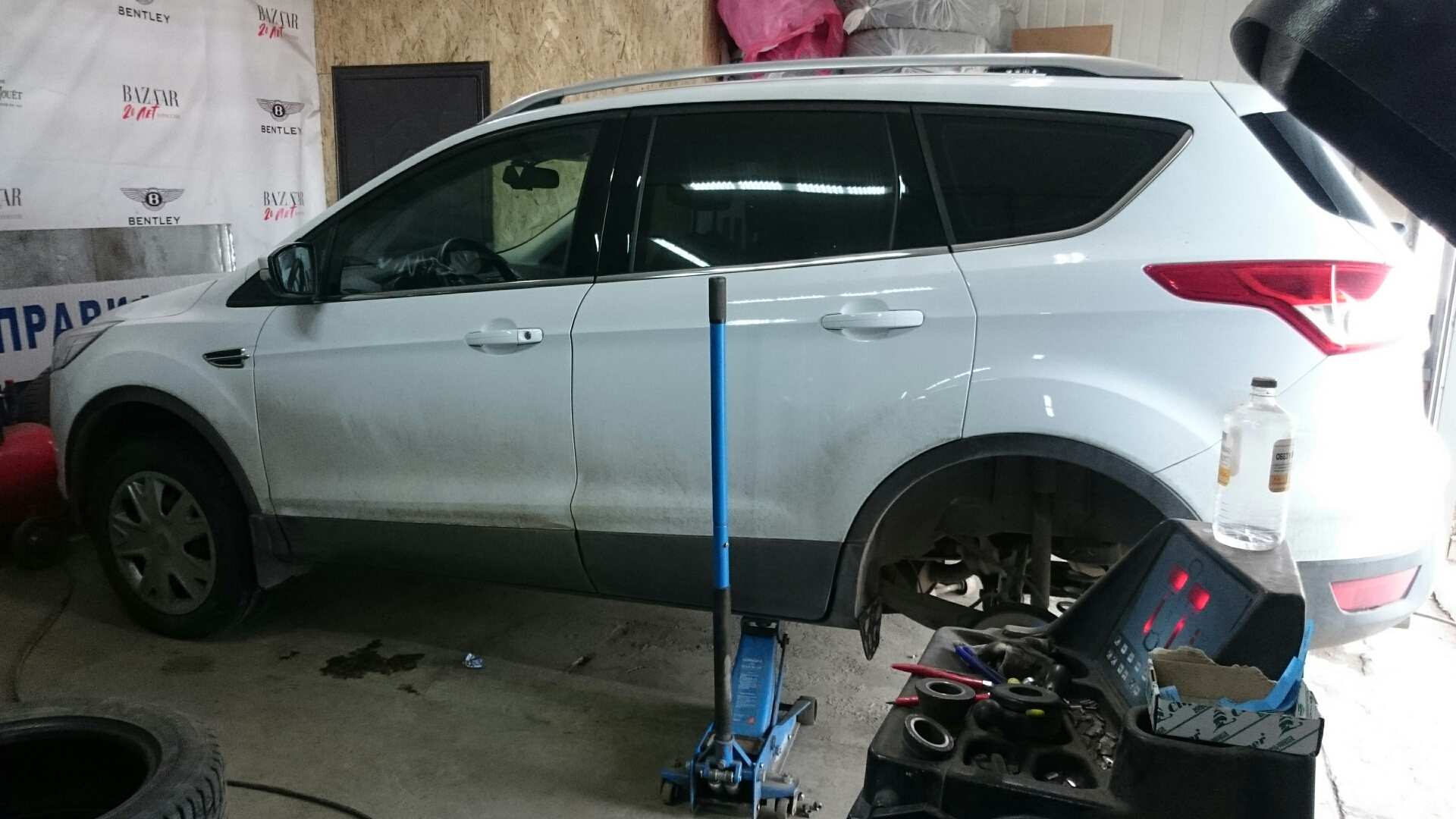 Переобулся) — Ford Kuga (2G), 2,5 л, 2015 года | шины | DRIVE2