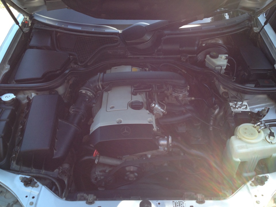 Навел порядок под капотом. — Mercedes-Benz E-class (W210), 2 л, 1999 ...