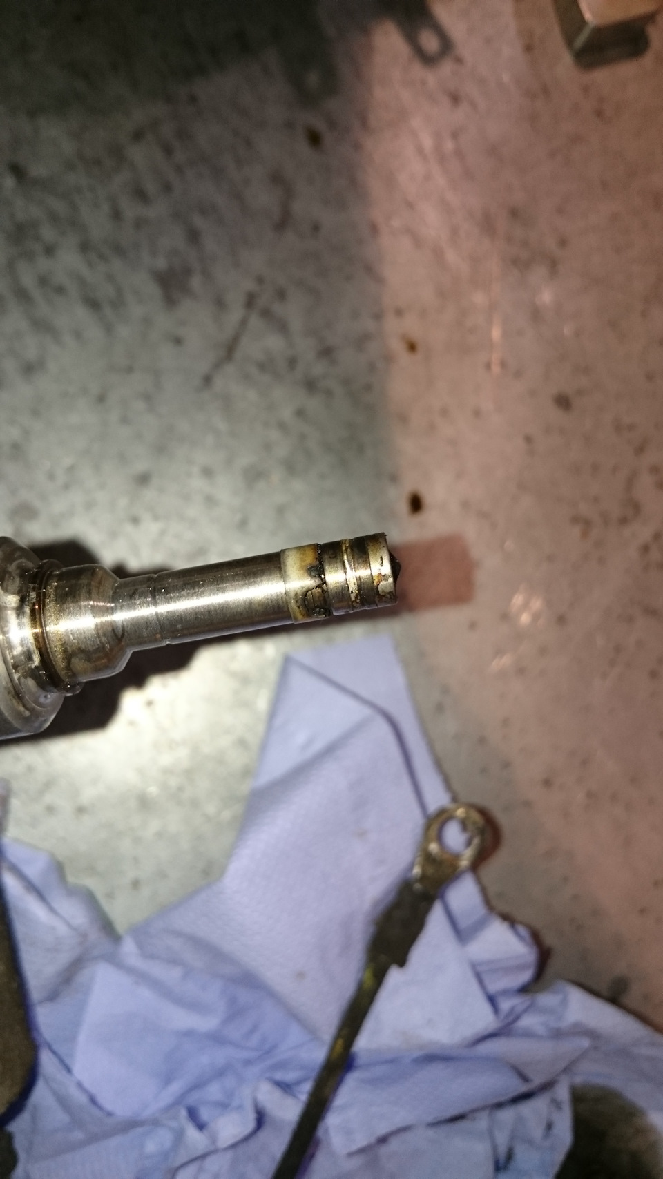 Замена прокладки клапанной крышки на ДВИГАТЕЛЕ B4164T — Volvo S60 (2G ...