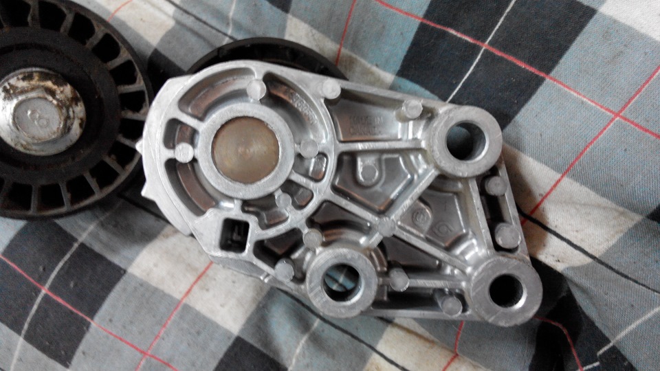 Поменял ремень ГРМ — Daewoo Nexia (N150), 1,6 л, 2008 года | визит на ...