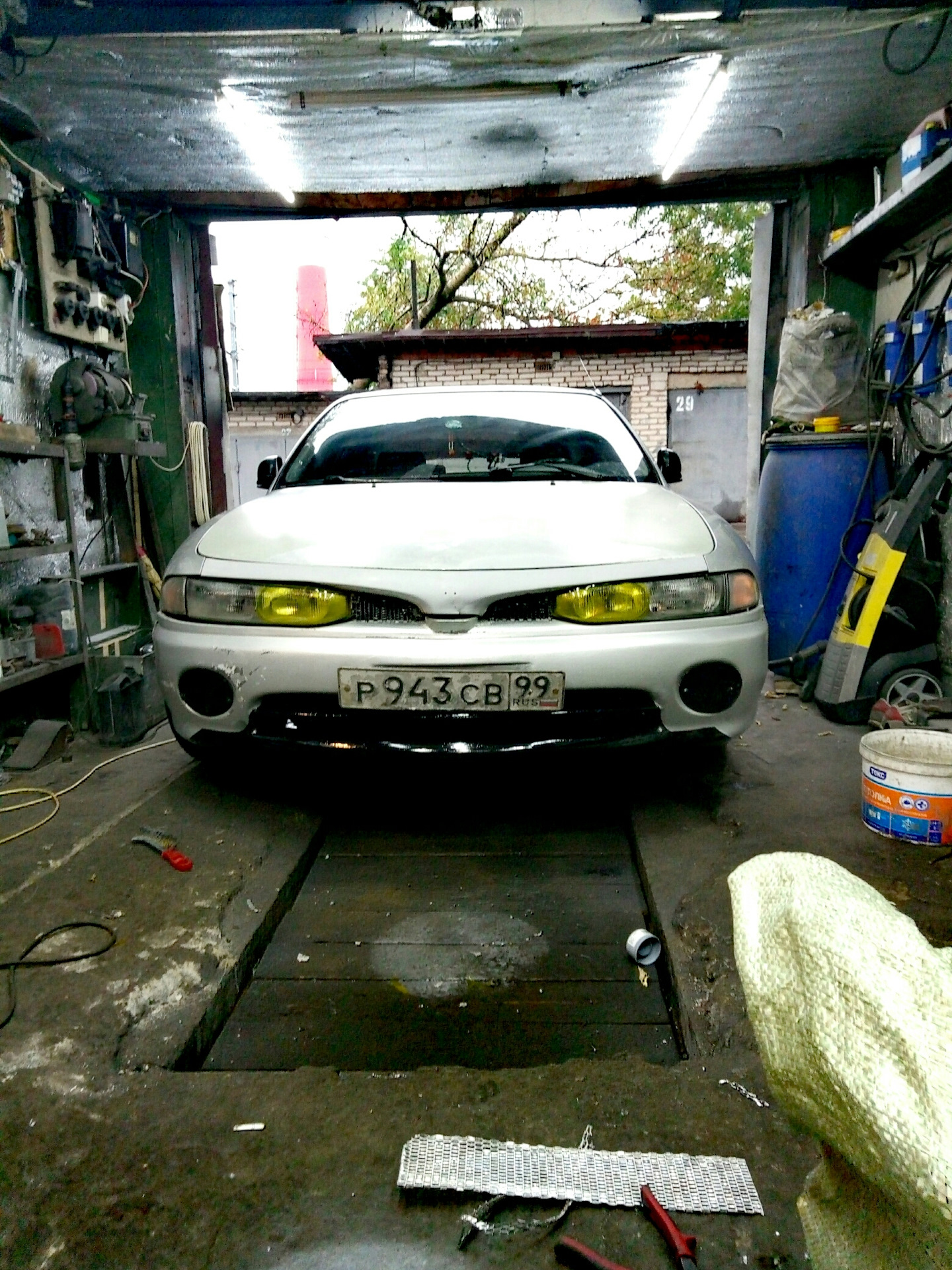 Меняем облик — Mitsubishi Galant (7G), 1,8 л, 1996 года | стайлинг | DRIVE2