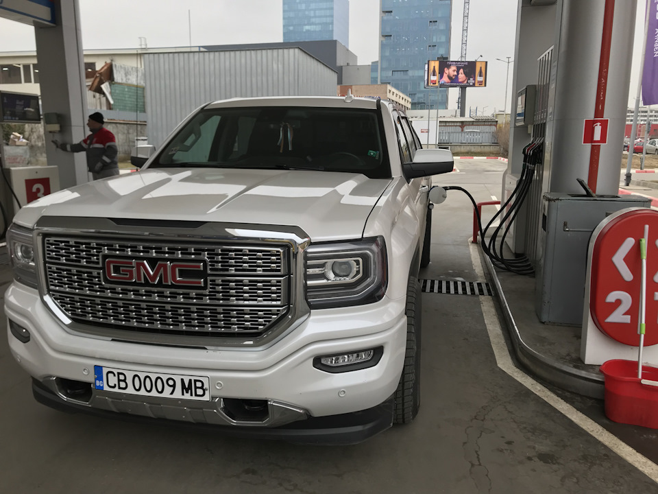 Зверь пообедал — GMC Sierra (GMT K2XX), 6,2 л, 2016 года | заправка ...
