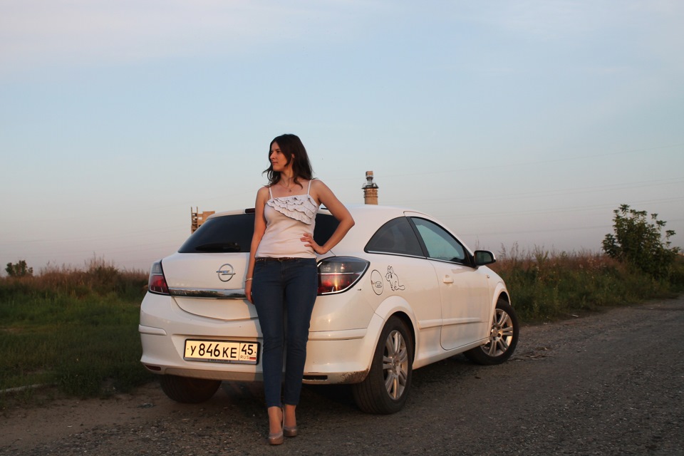 Opel Astra & Daria — Сообщество «Girls & Cars» на DRIVE2