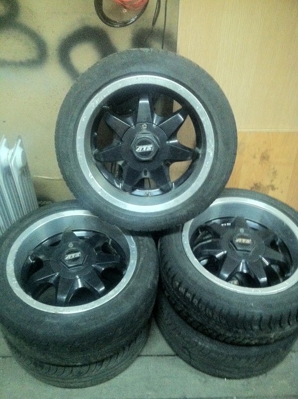 ATS(Momo quasars) — Lada 21093i, 1,5 л, 2002 года | колёсные диски | DRIVE2