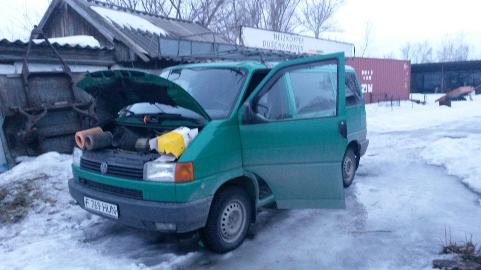 Багажник на крышу — Volkswagen Caravelle (T4), 1,9 л, 1995 года ...
