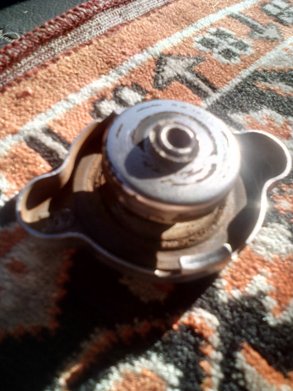 Течь радиатора.Замена крышки. — Toyota Crown (S130), 2 л, 1992 года ...