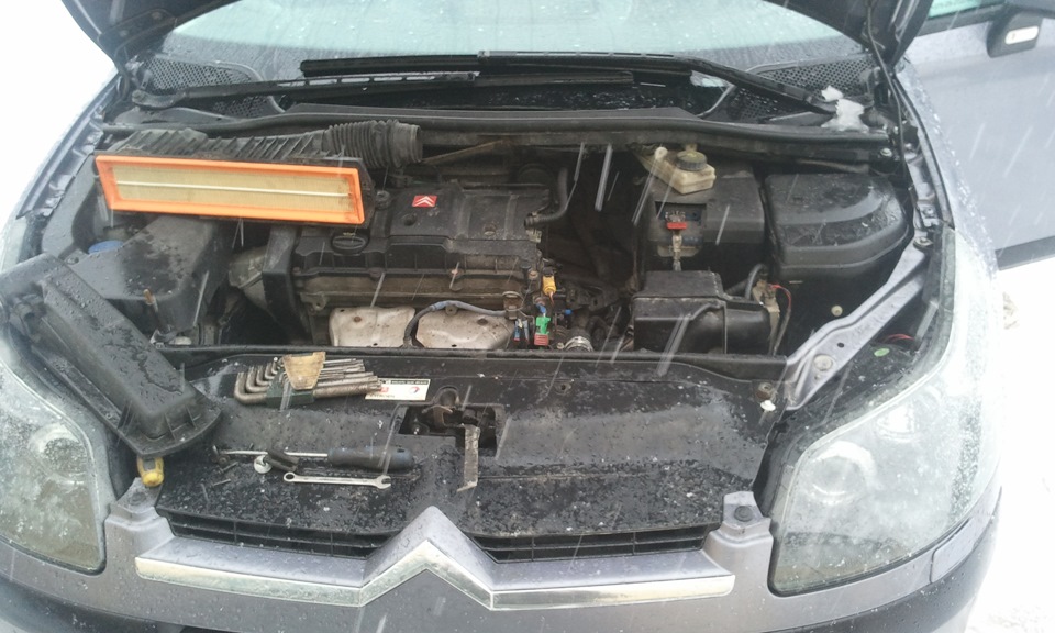 ___12.___ Радиатор печки/ Термостат — 2. — Citroen C4 (1G), 1,6 л, 2006 ...