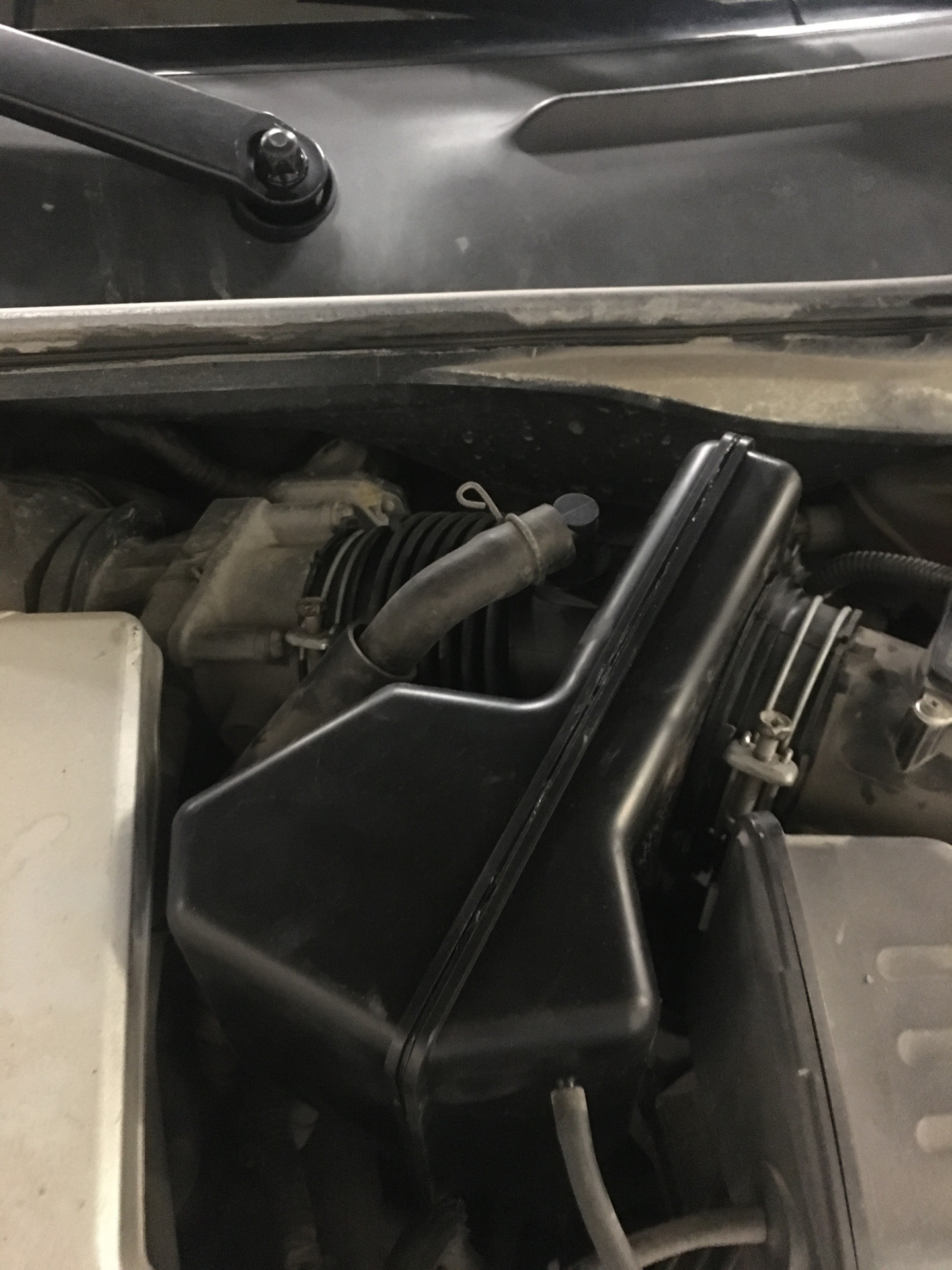 Патрубок впуска — Toyota Camry (XV40), 3,5 л, 2008 года | визит на ...