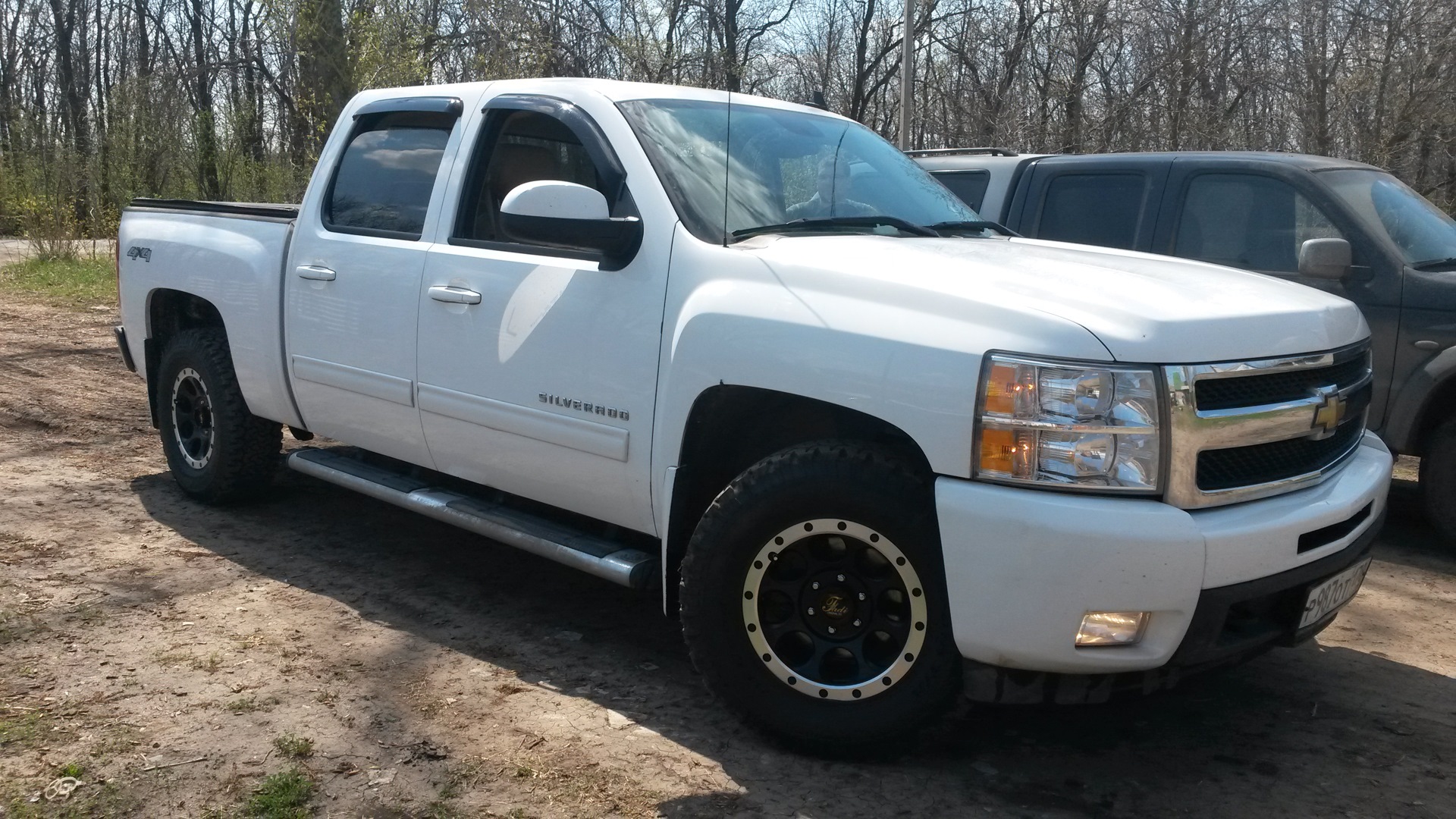 О том, как в лето переобулись — Chevrolet Silverado (GMT900), 6,2 л ...