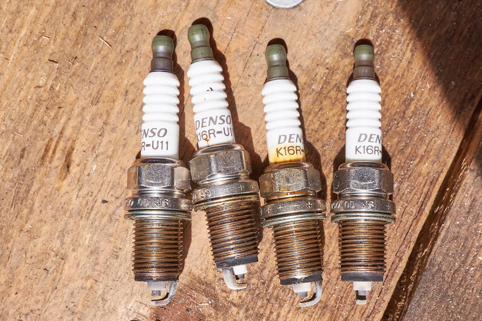 Замена сальников свечных колодцев — Toyota Avensis I, 1,6 л, 1998 года ...