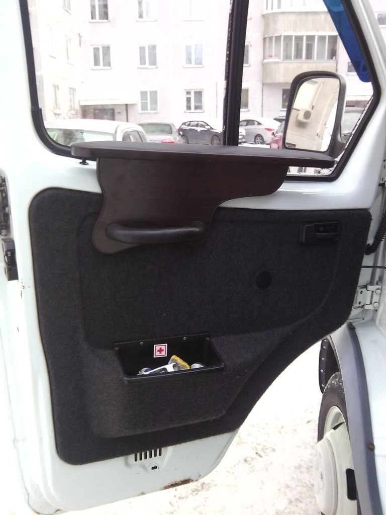 подлокотник — ГАЗ Газель, 2,4 л, 2007 года | аксессуары | DRIVE2