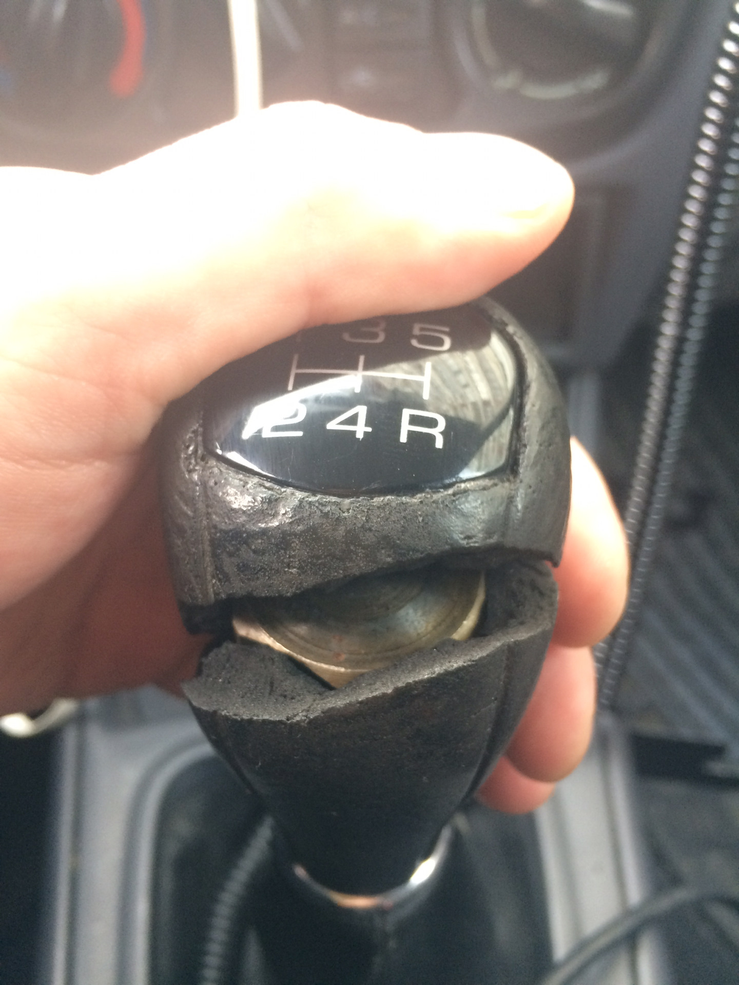 Ручка КПП((( — Nissan Almera II (N16), 1,8 л, 2001 года | своими руками ...