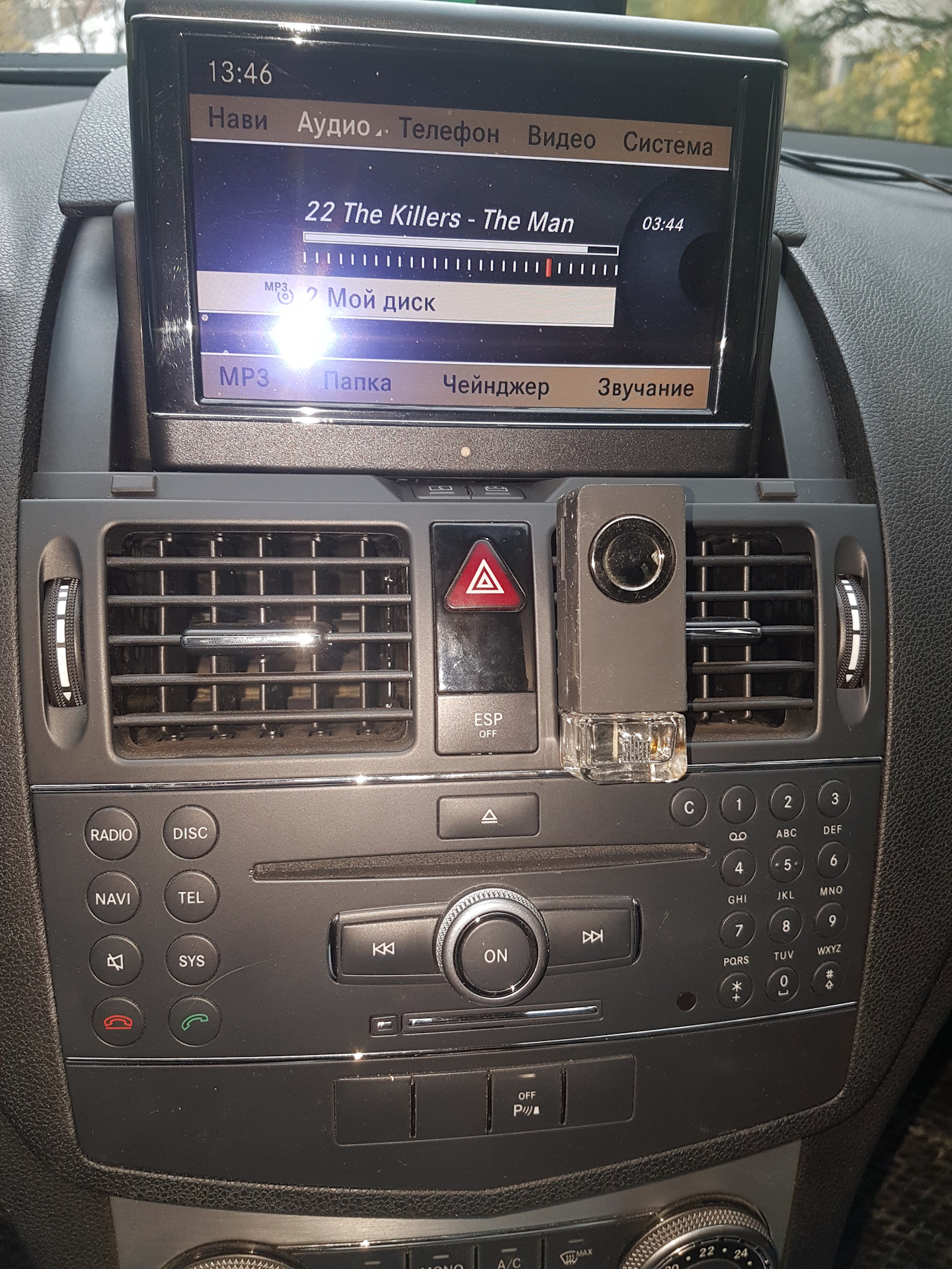 Command на своем законном месте. — Mercedes-Benz C-Class (W204), 2,2 л ...