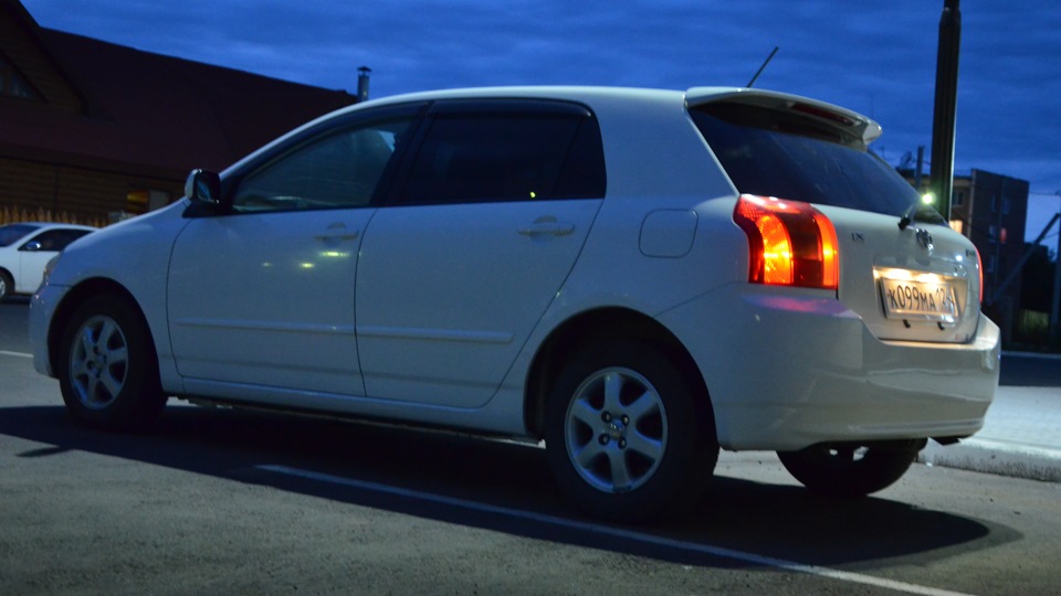 Toyota Corolla RunX 1.5 бензиновый 2001 | на DRIVE2