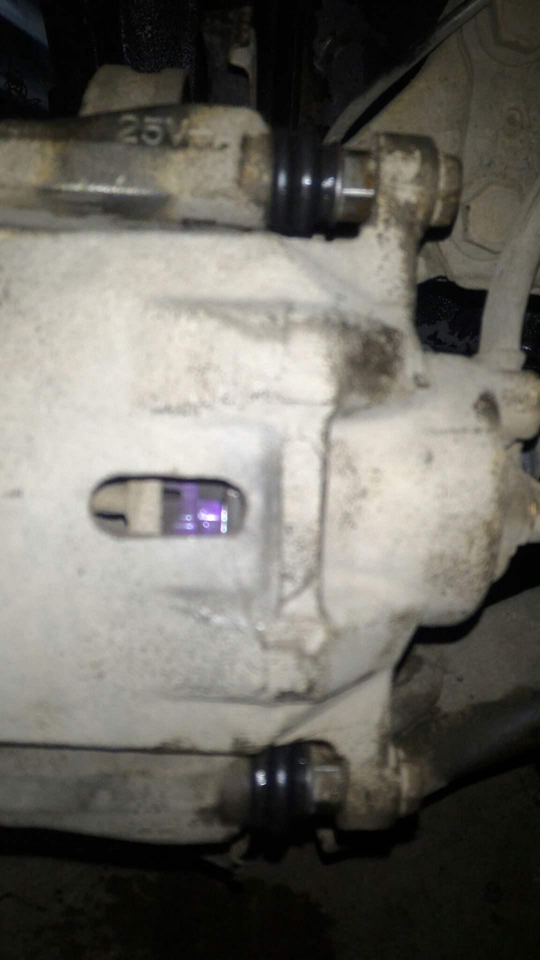 Замена пыльников на передних направляющих. — Toyota Corolla (120), 1,5 ...