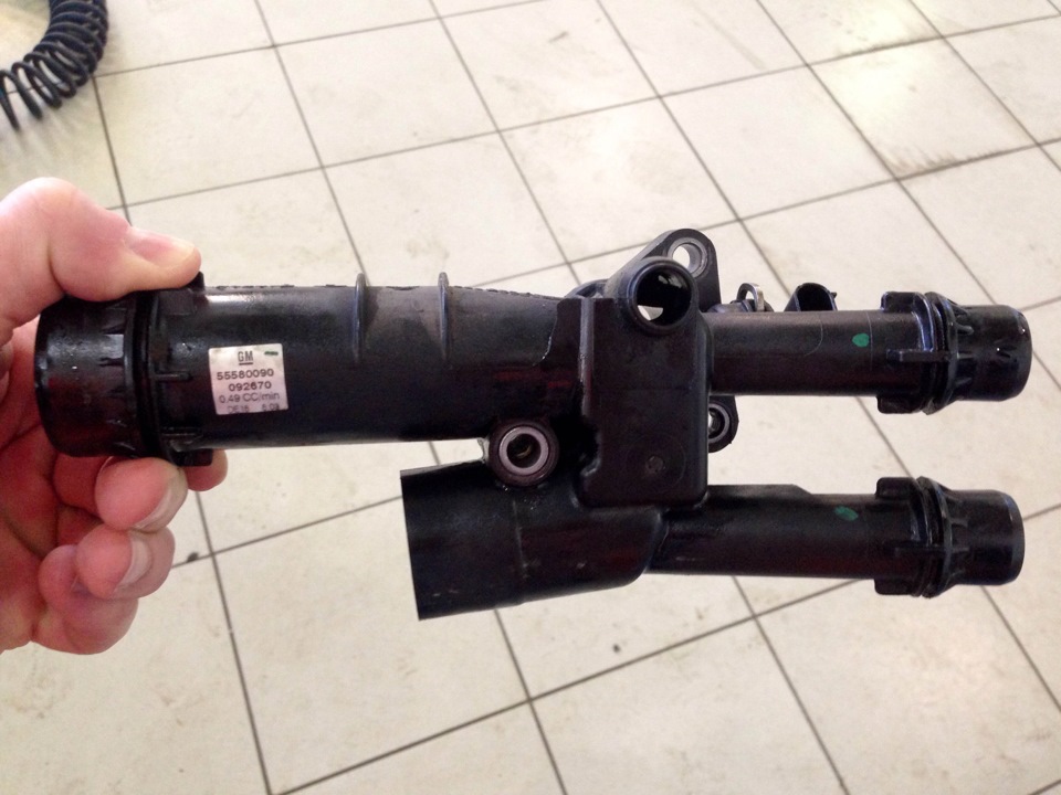 Замена патрубка (тройника) на 1.6T SIDI (A16XHT) — Opel Astra J GTC, 1 ...