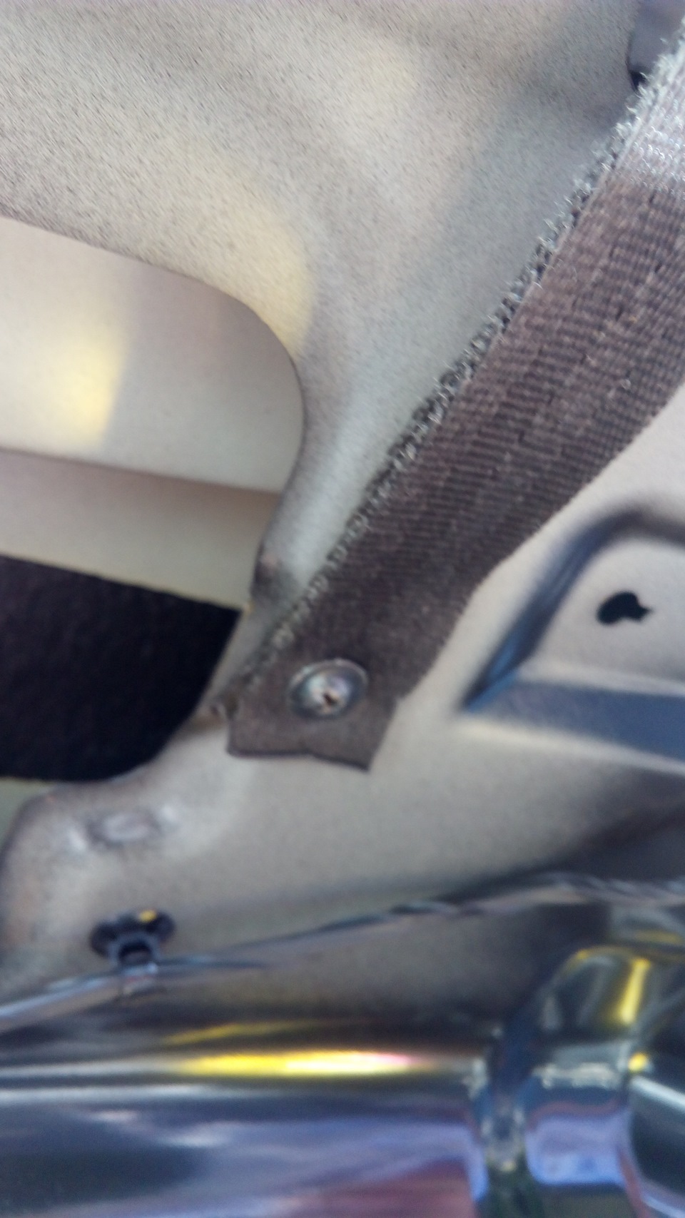 Ручка на крышку багажника — Hyundai Sonata V (NF), 2 л, 2008 года ...