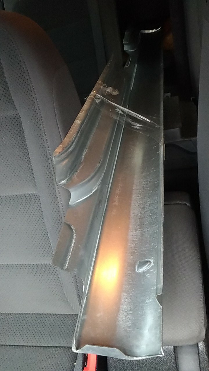 Замена порога — Volkswagen Golf Mk5, 1,6 л, 2006 года | кузовной ремонт ...