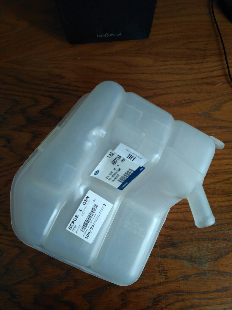 17) Расширительный бачок. Рул. тяга + пыльник. Сход-развал. — Ford ...