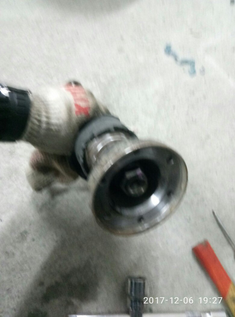 Замена подвесного подшипника — Nissan Prairie Mark II, 2 л, 1990 года ...