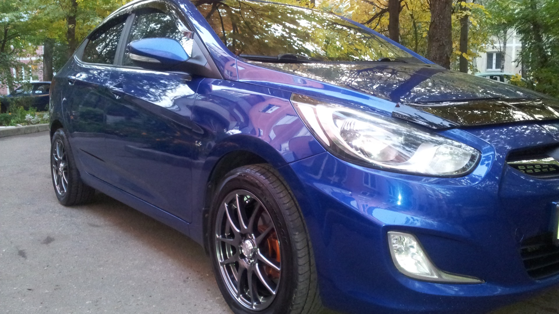 Hyundai Solaris 1.6 бензиновый 2011 | на DRIVE2