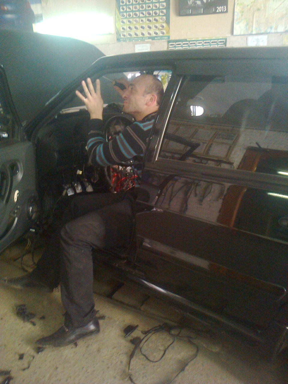 KGB у меня в машине. — Lada 2114, 1,8 л, 2008 года | тюнинг | DRIVE2