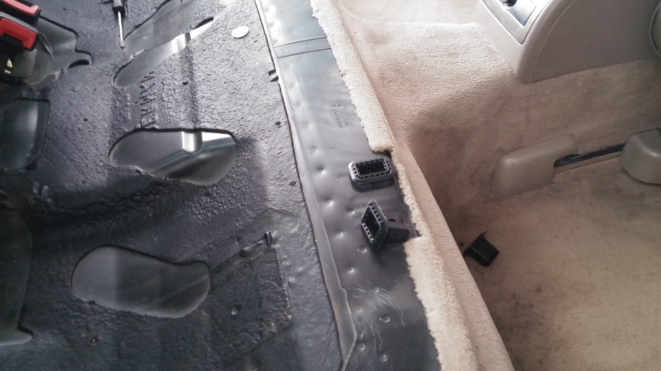 Мелочи — Audi A6 (C5), 2,8 л, 1998 года | аксессуары | DRIVE2