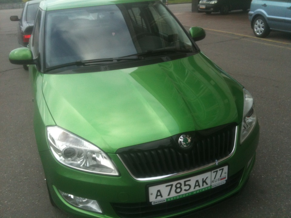 Камер заднего вида и Rock Edition — Skoda Fabia Mk2, 1,4 л, 2013 года ...