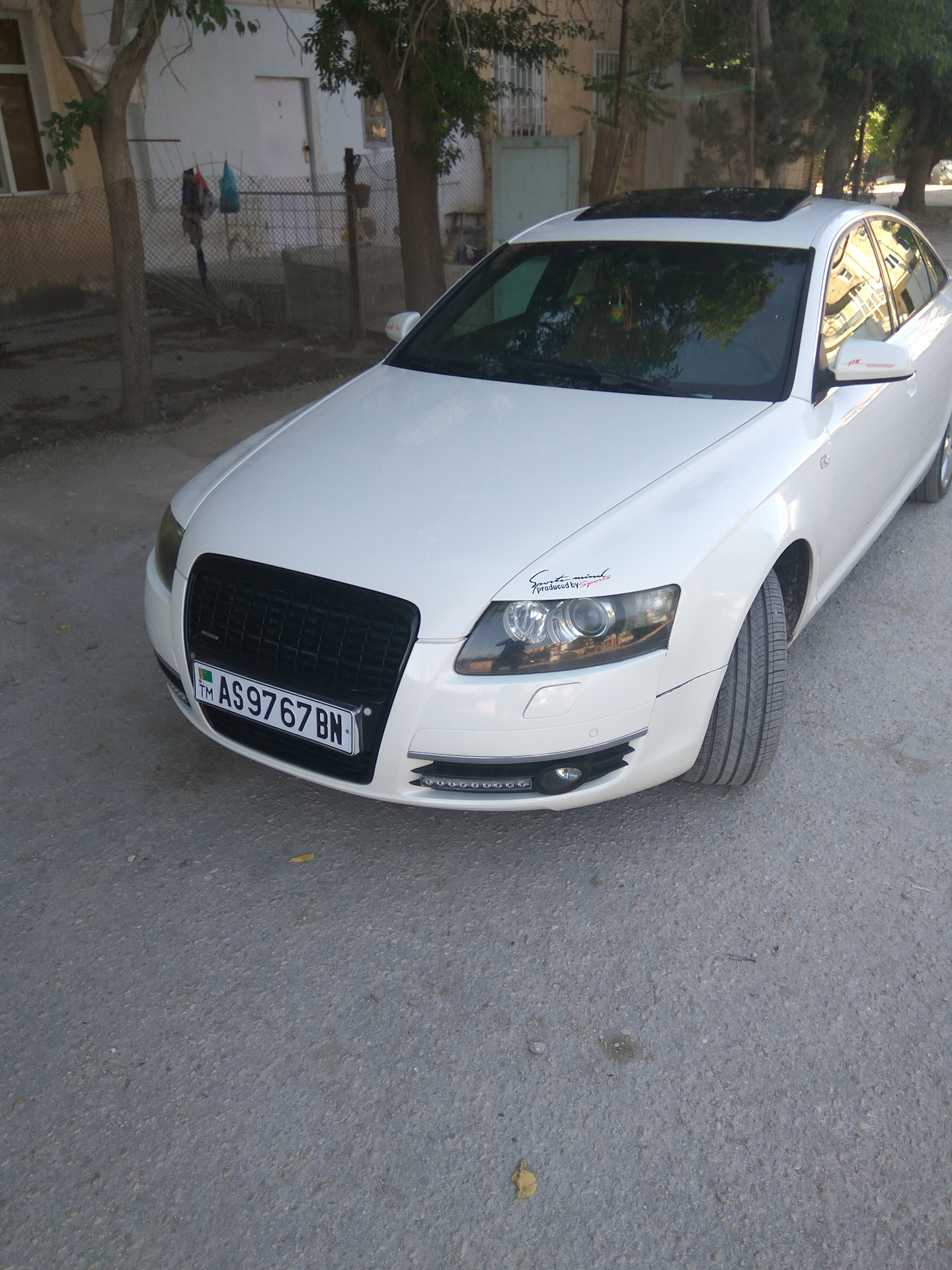 Немного внешний вид поменял, теперь с диодами — Audi A6 (C6), 3,2 л ...