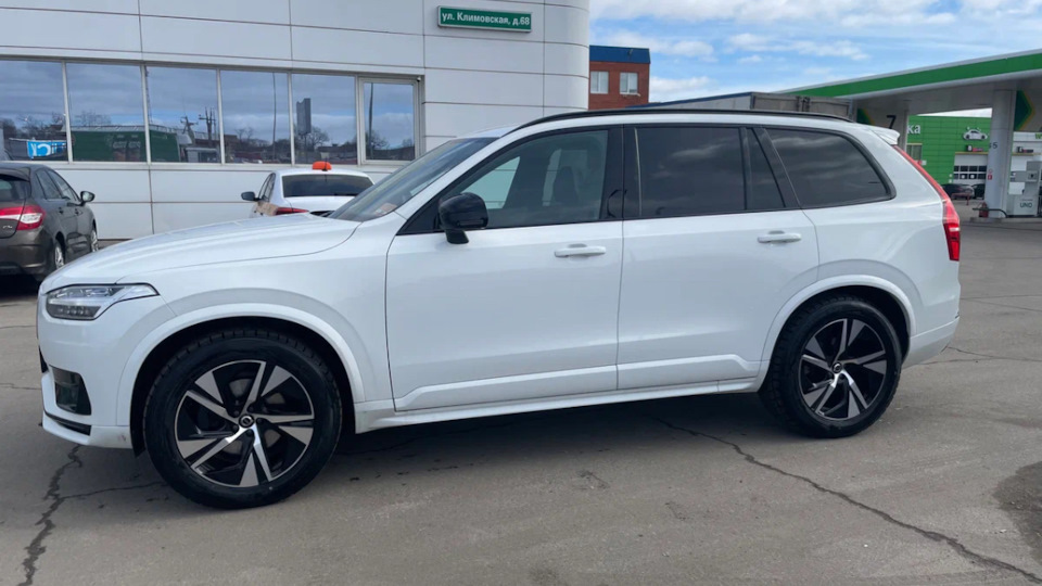 Volvo XC90 (2G) 2.0 дизельный 2020 | White horse на DRIVE2