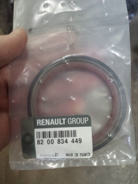 8200834449 Уплот. манжета (рез, мет. пружина) RENAULT | Запчасти на DRIVE2