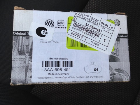 3AA698451 Колодки тормозные дисковые задние / AUDI A-3,4,6, TT, Q3 ...