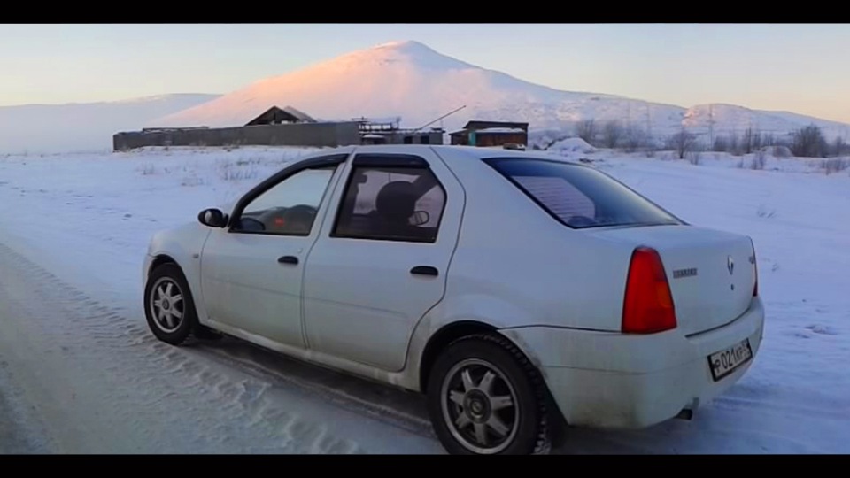 Renault Logan (1G) 1.4 бензиновый 2005 | snow на DRIVE2