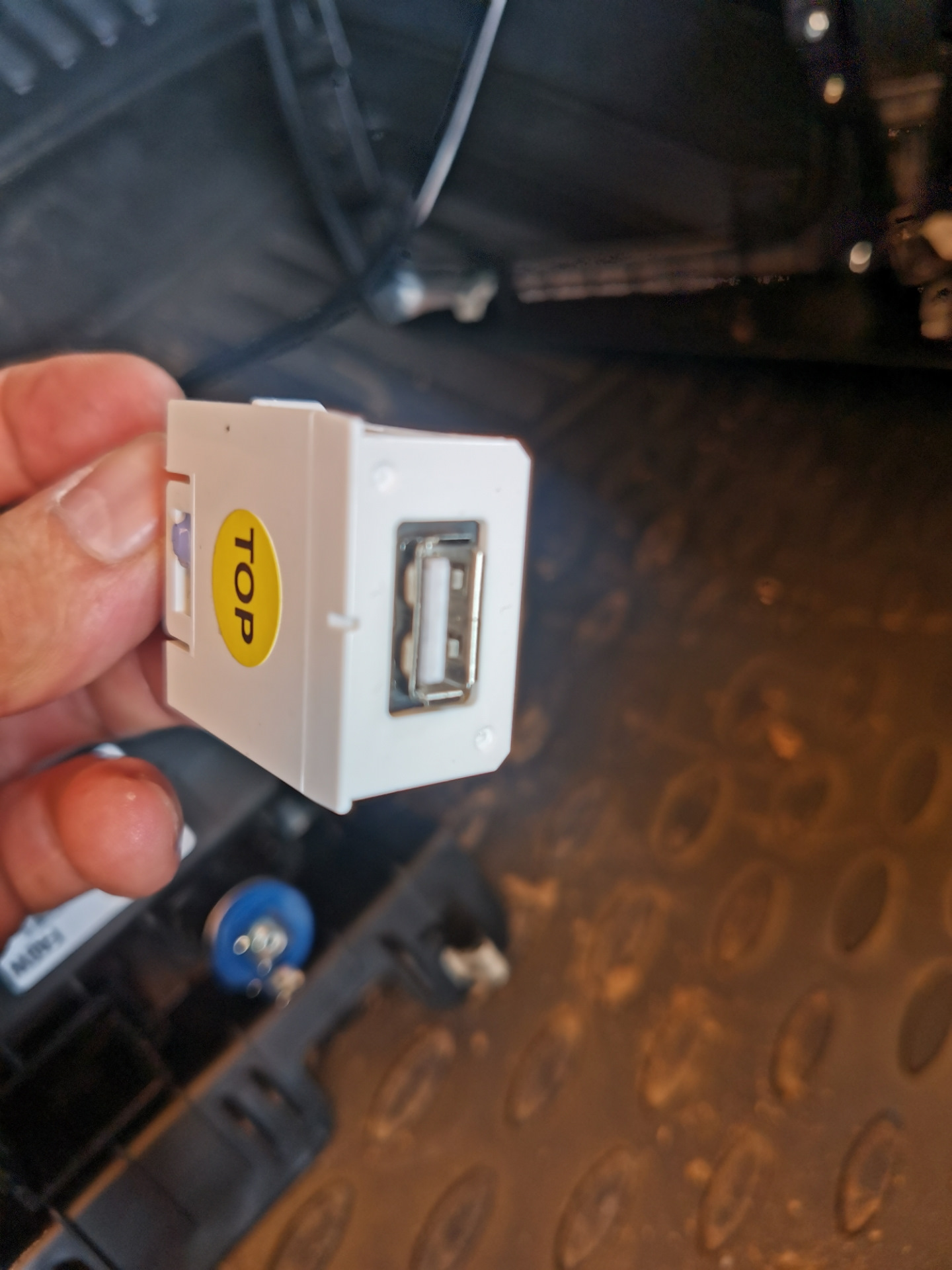 USB — KIA Rio X, 1,6 л, 2020 года | автозвук | DRIVE2